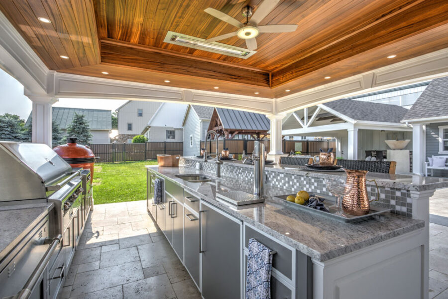 Design an Outdoor Kitchen with an Island